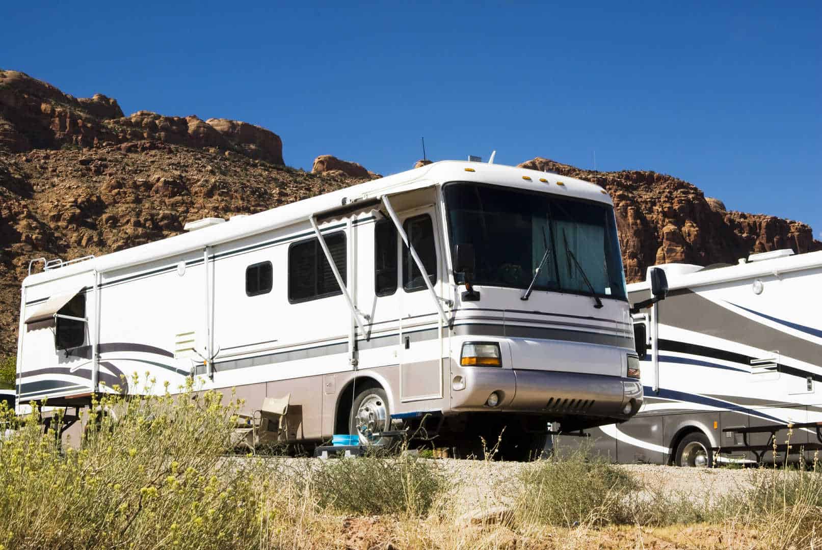 Is it a Bus? Is it a Coach? No, it’s an American Motorhome! | Comfort